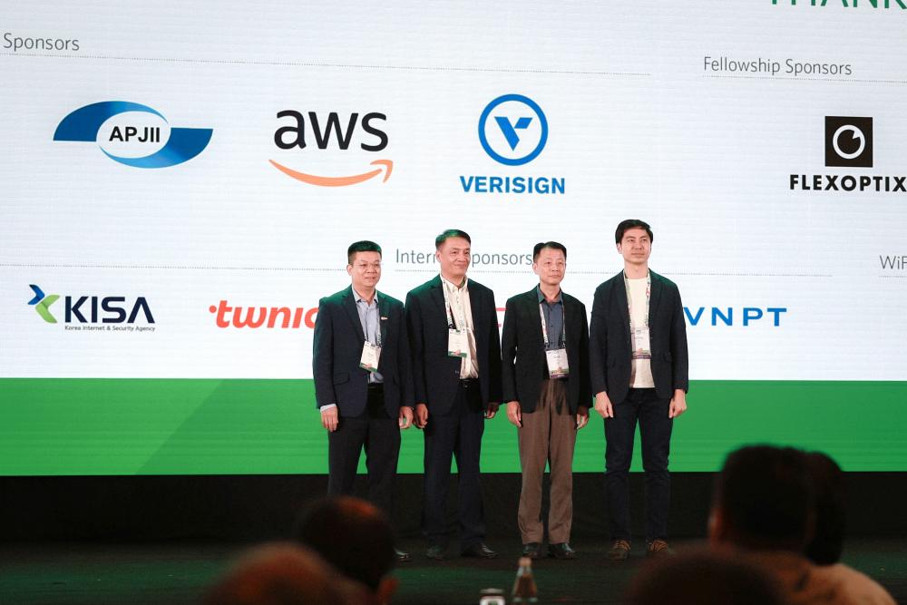 Vietnam Internet Network Information Center (VNNIC)